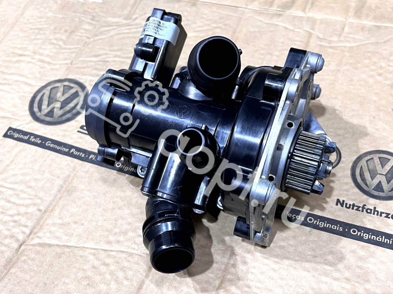 Термостат и помпа оригинал VAG 1.8, 2.0 TSI gen3 Audi S1, A3, S3, A4, A5, A6, A7, Q3, Q5, Q7, Q8 ...